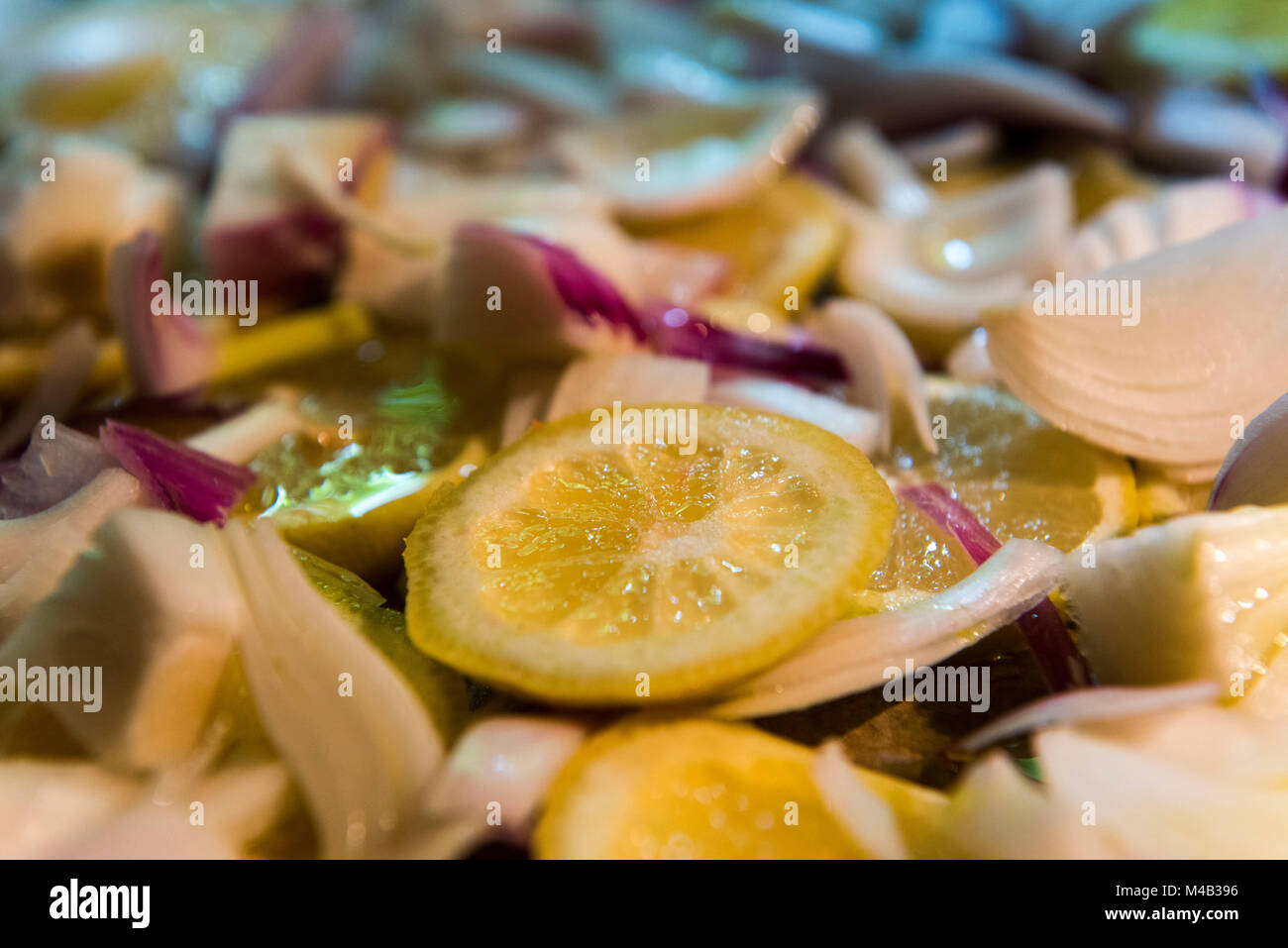 Lemons and onions hi-res stock photography and images - Alamy