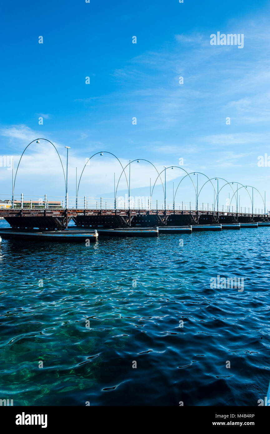 Mobile bridge above the Sint Annabaai in Wilemstad City,capital of ...