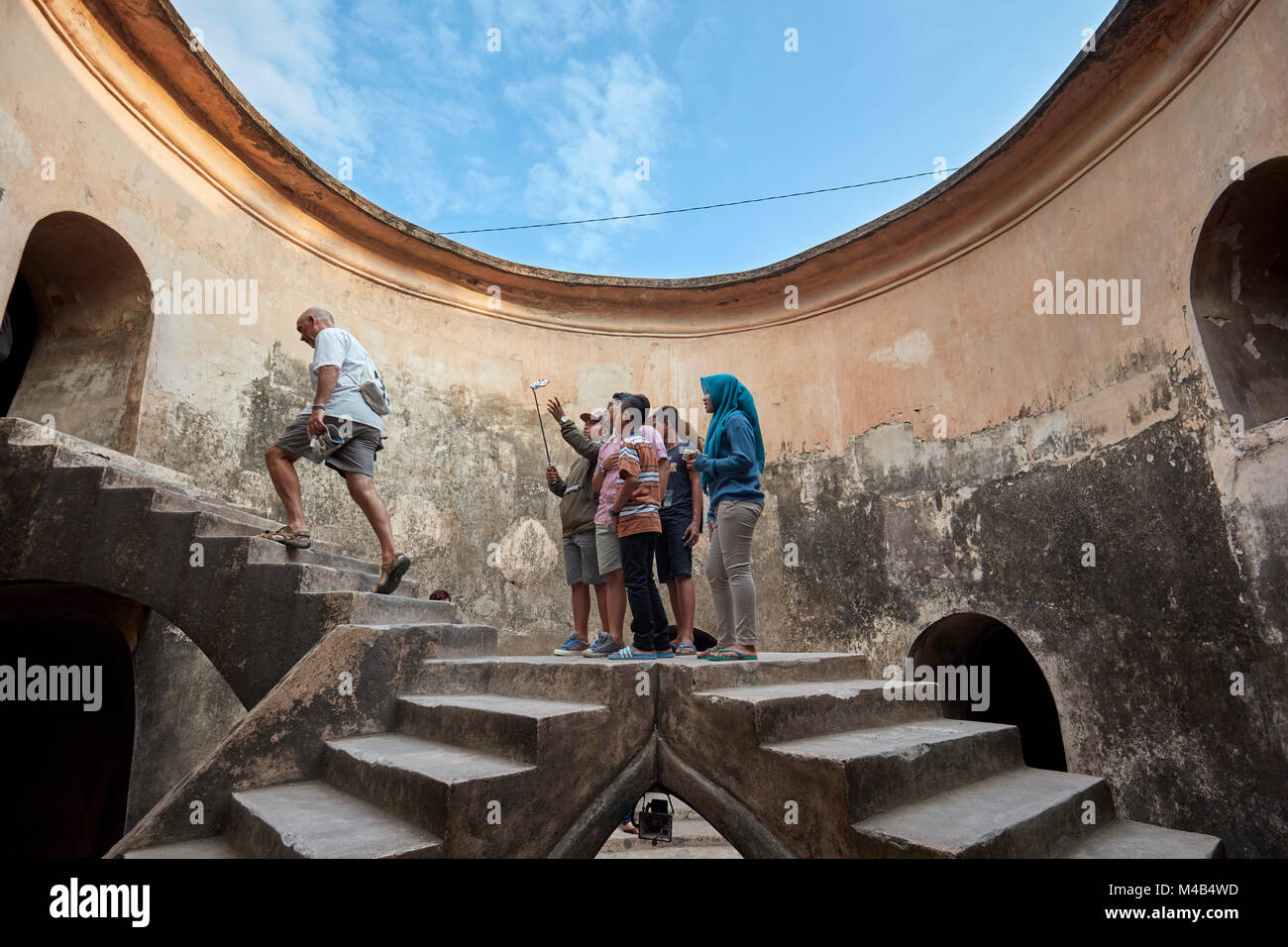 Unusual view staircase hi-res stock photography and images - Alamy