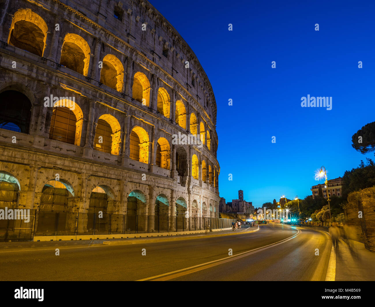 Night scene at Colosseum, Rome, Italy Stock Photo - Alamy