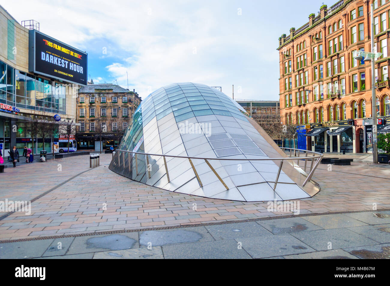 Modern design of the glass and steel canopy at the entrance of St ...
