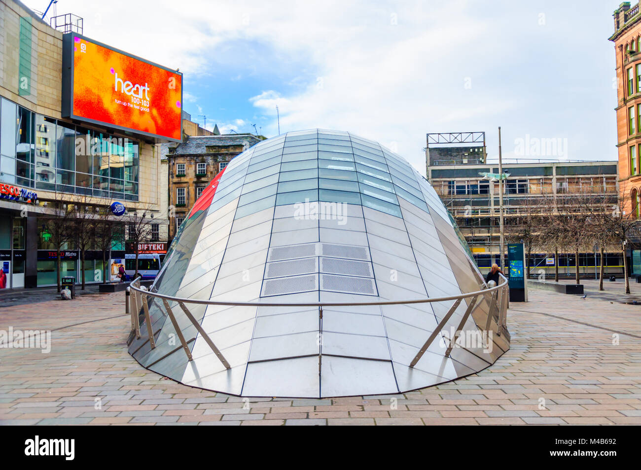 Modern design of the glass and steel canopy at the entrance of St ...