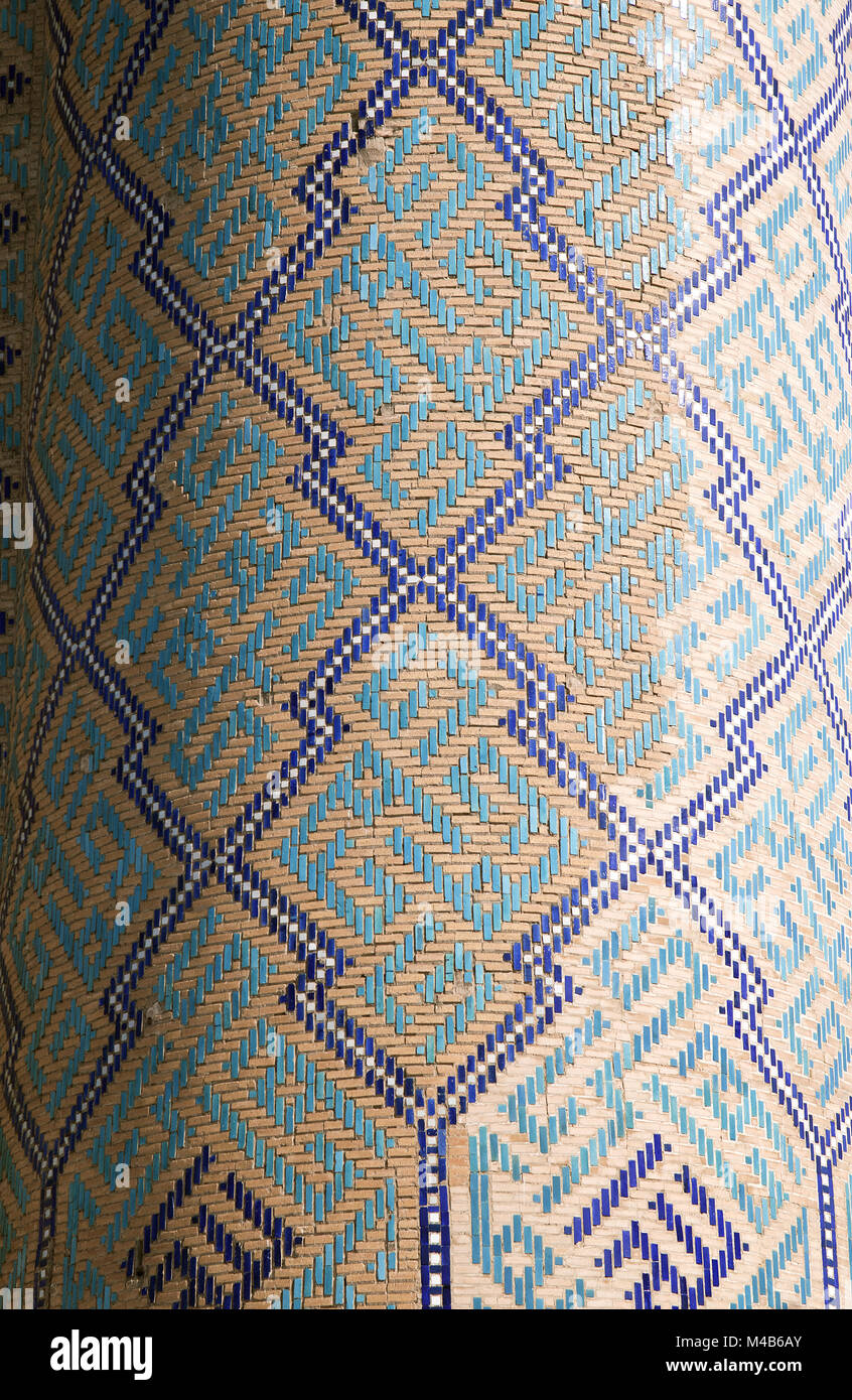 Old Eastern mosaic on the wall, Uzbekistan Stock Photo - Alamy