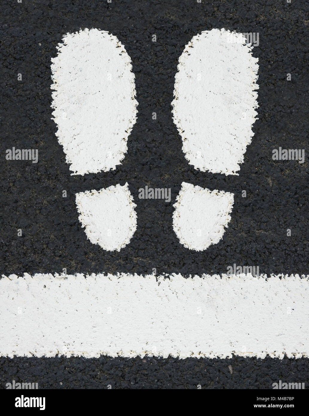 Road Markings Feet Stock Photo - Alamy