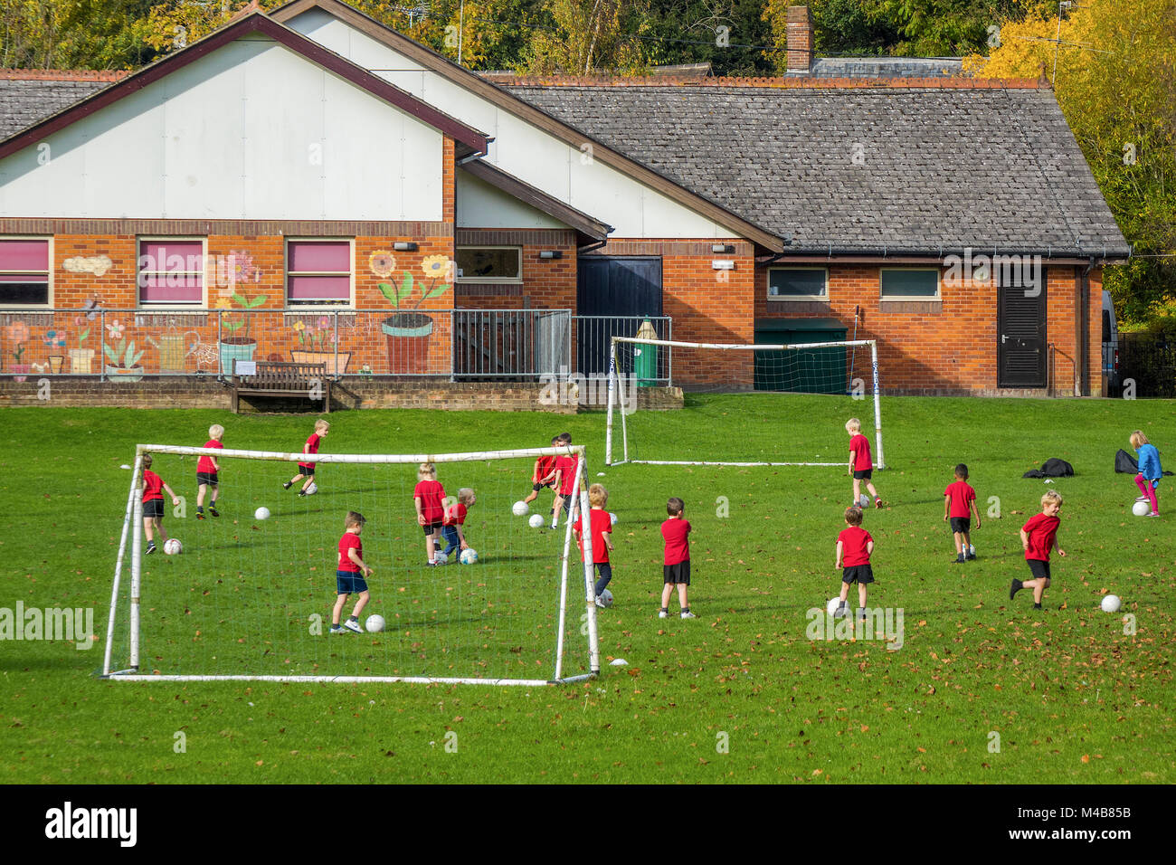 Football practice hi-res stock photography and images - Alamy