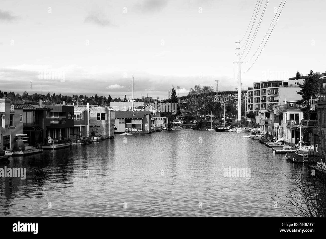 House Boat Community Seattle Stock Photo - Alamy