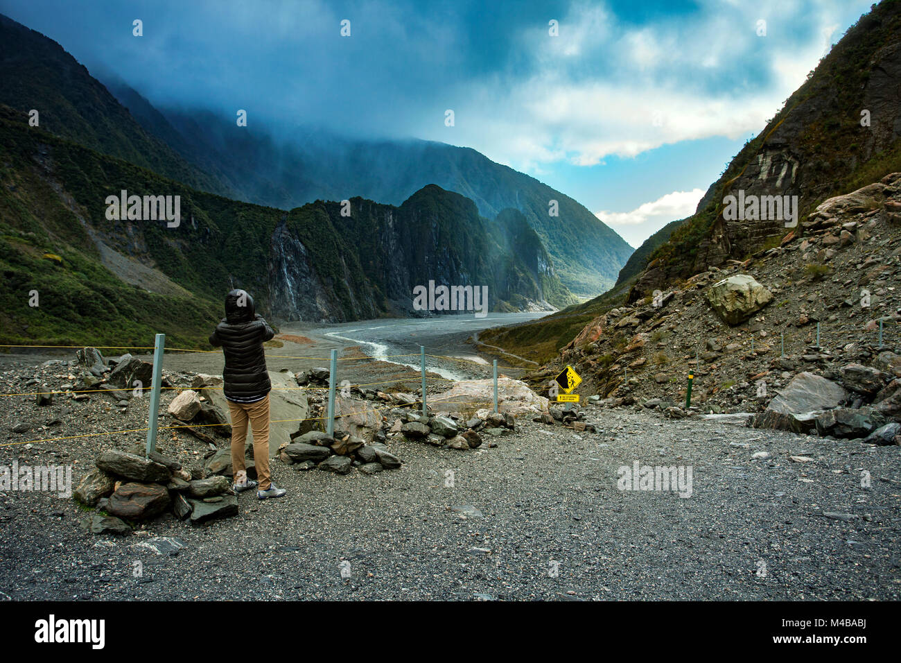 Thai men motorcycle hi-res stock photography and images - Alamy