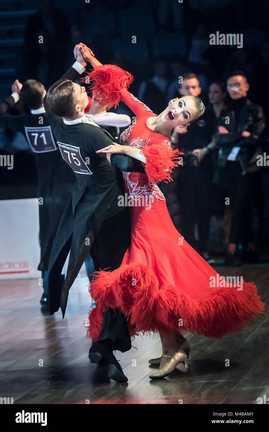 dancers dancing standard dance Stock Photo - Alamy
