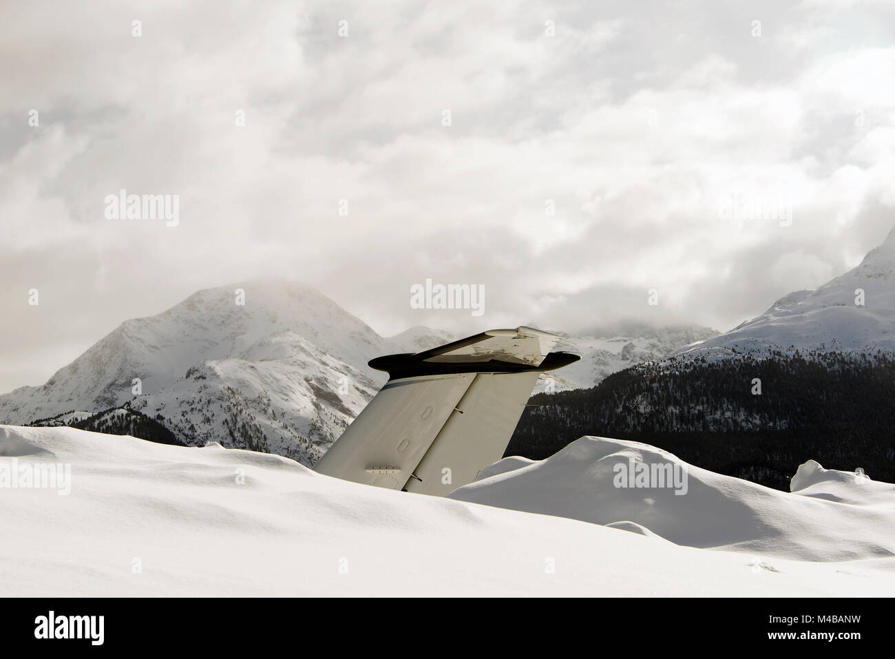 Private jet tail hi-res stock photography and images - Alamy