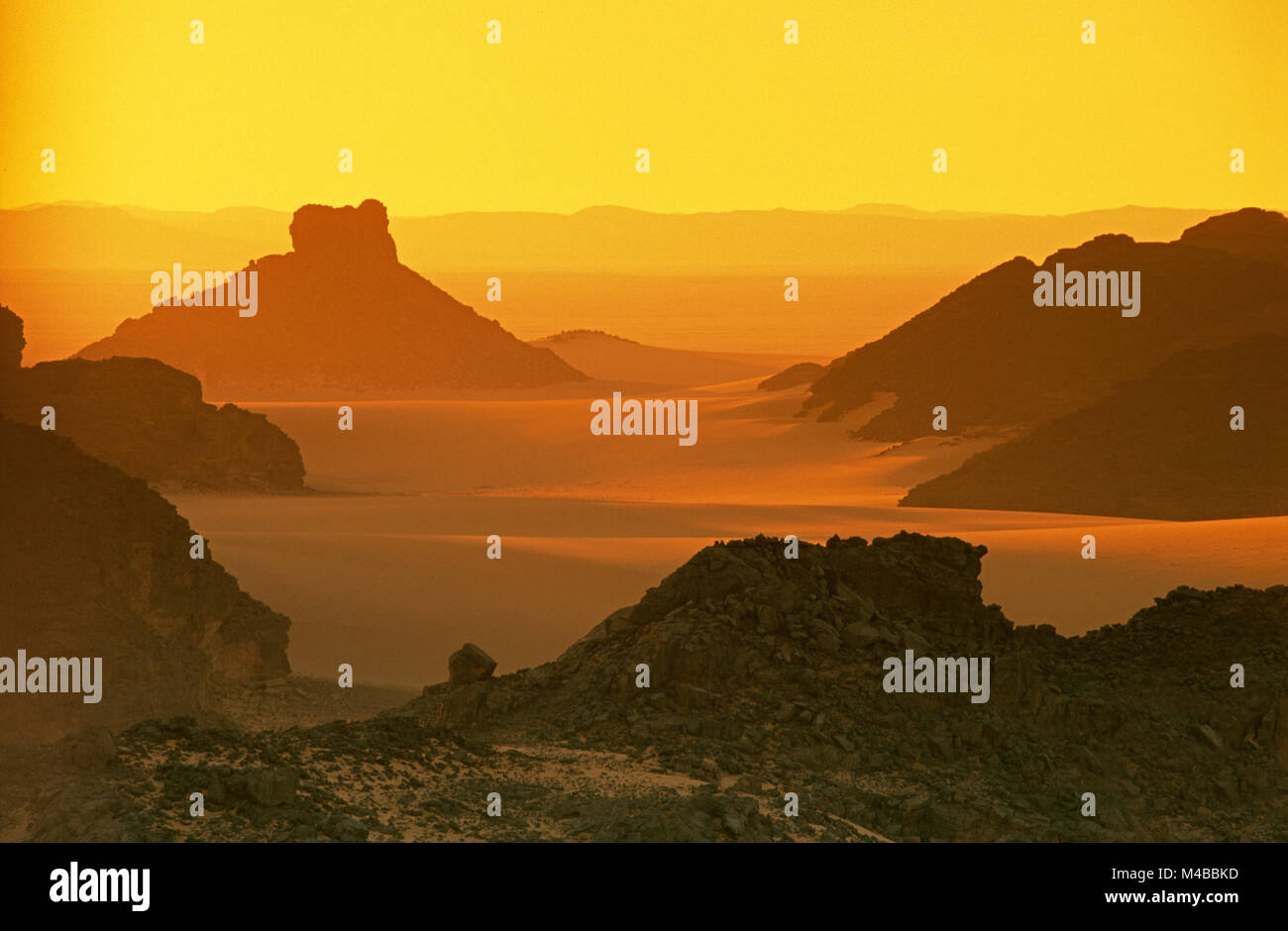 Algeria. Near Djanet. Sahara desert. Rocks and sand. Landscape ...