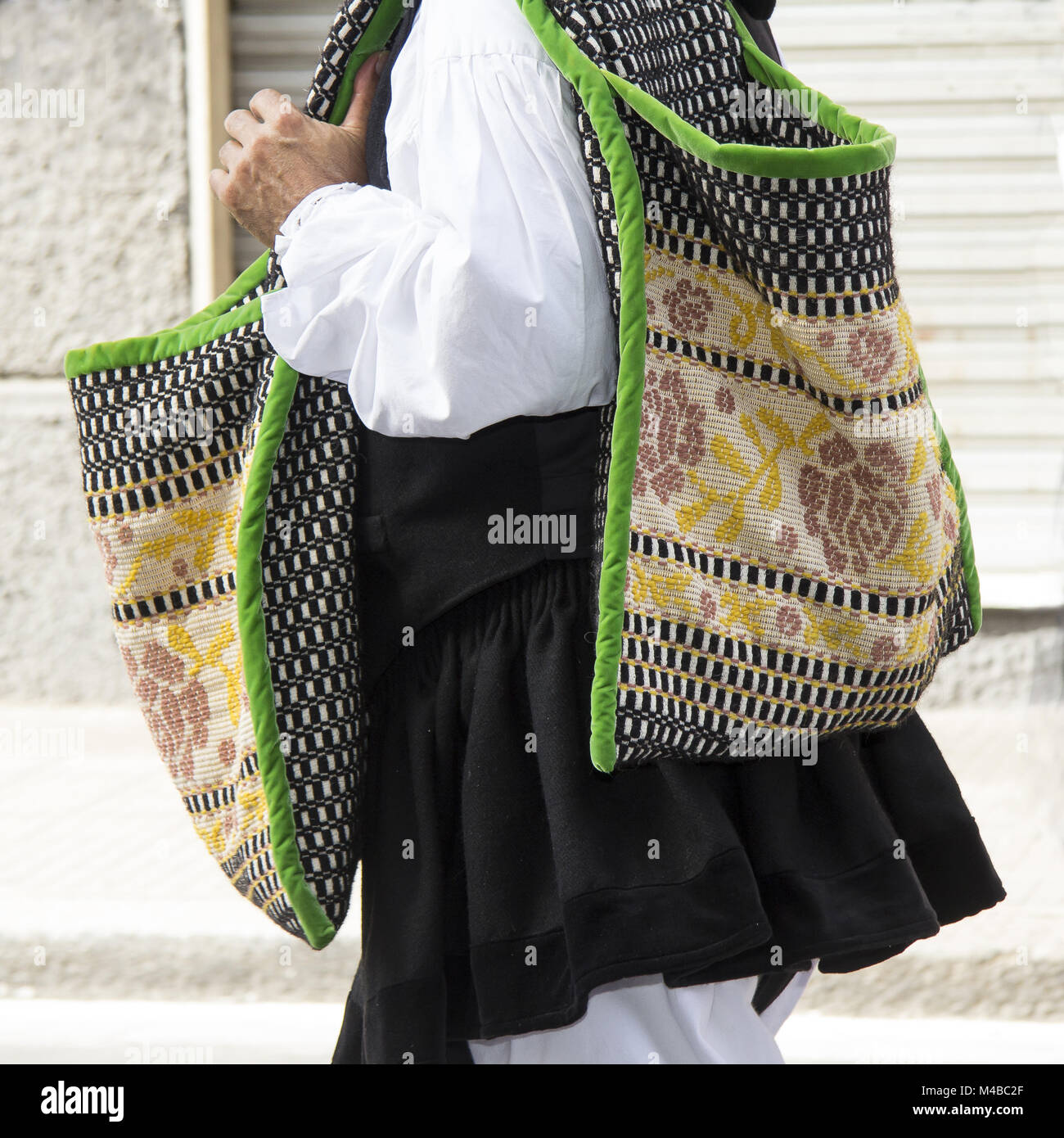 traditional Sardinian costume Stock Photo - Alamy