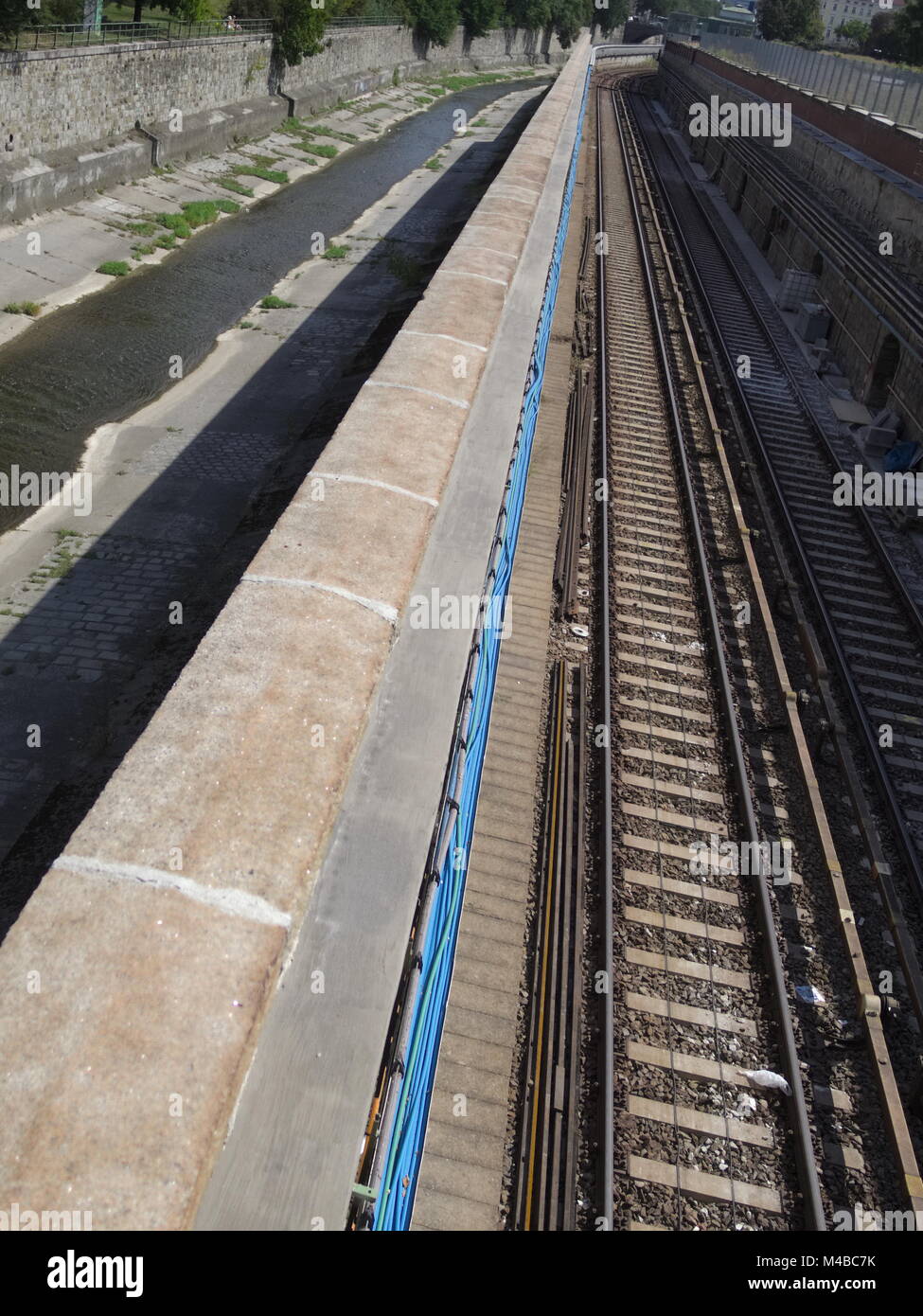Underground line hi-res stock photography and images - Alamy
