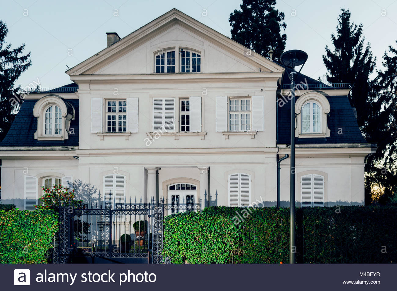 French Contemporary Architecture Stock Photos & French Contemporary ...