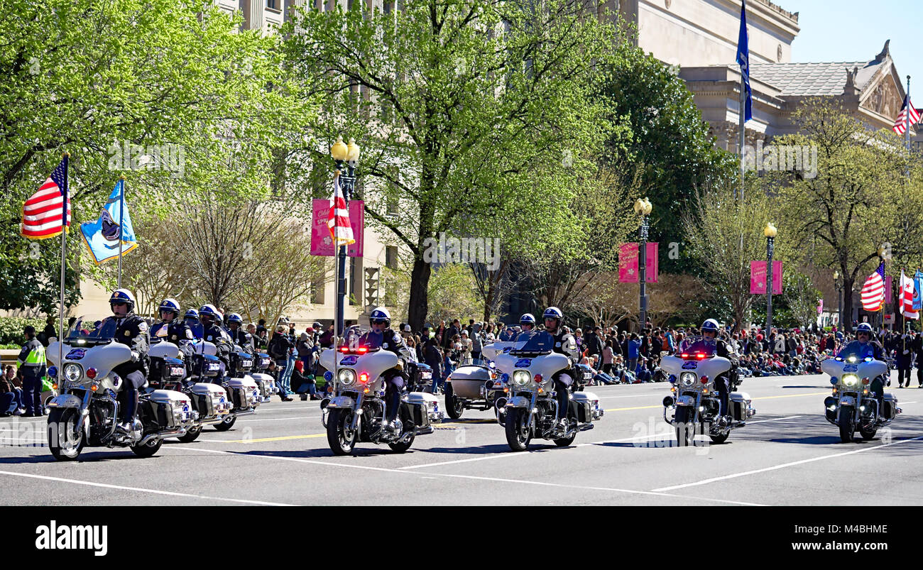 Metropolitan Police Dept motor cycle team in Cherry Blossom Parade in ...