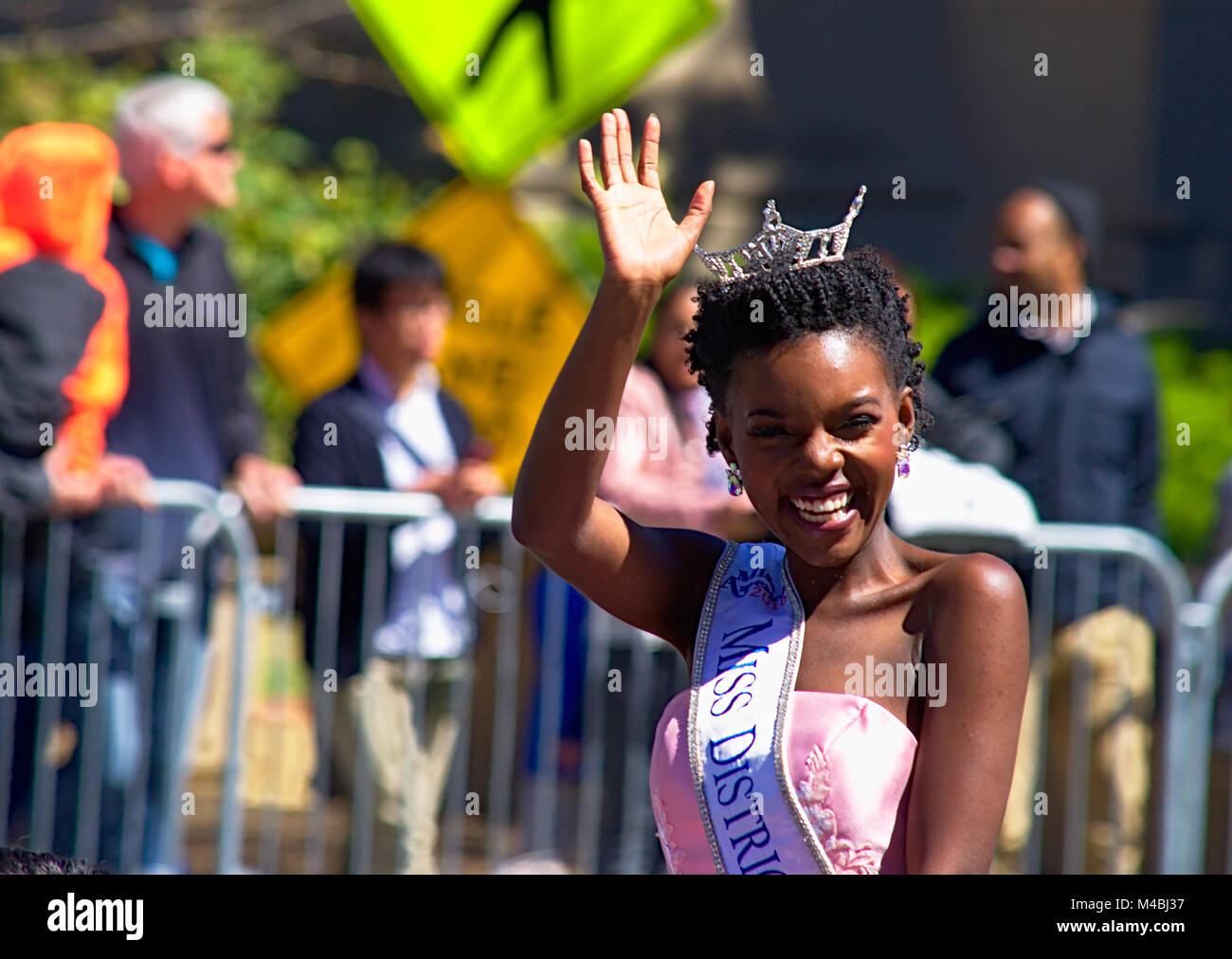 Miss america crown hi-res stock photography and images - Alamy