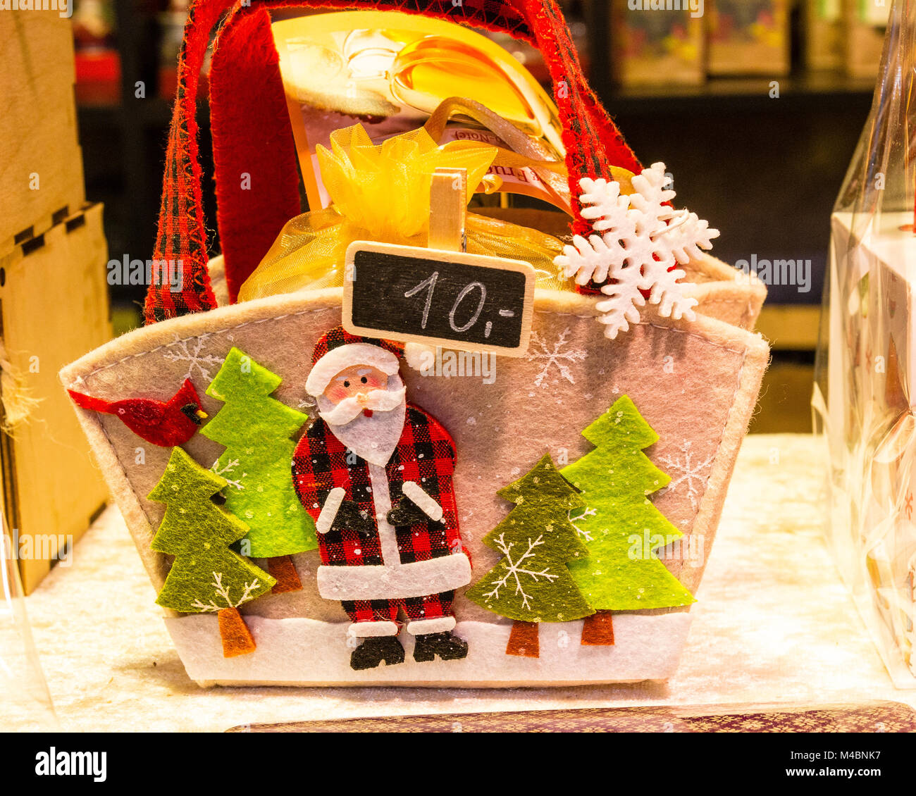 Father Christmas, Santa Claus , Christmas decoration, Winter Wonderland ...