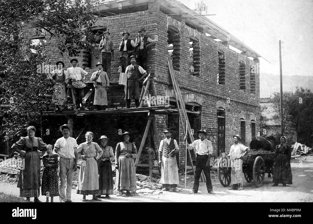 Construction site,Topping-out ceremony,1920s,exact location unknown ...