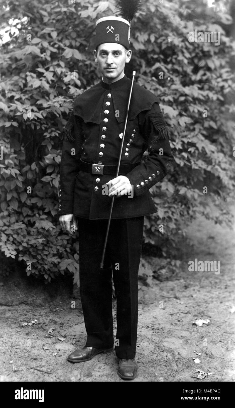 Mining miner hi-res stock photography and images - Alamy