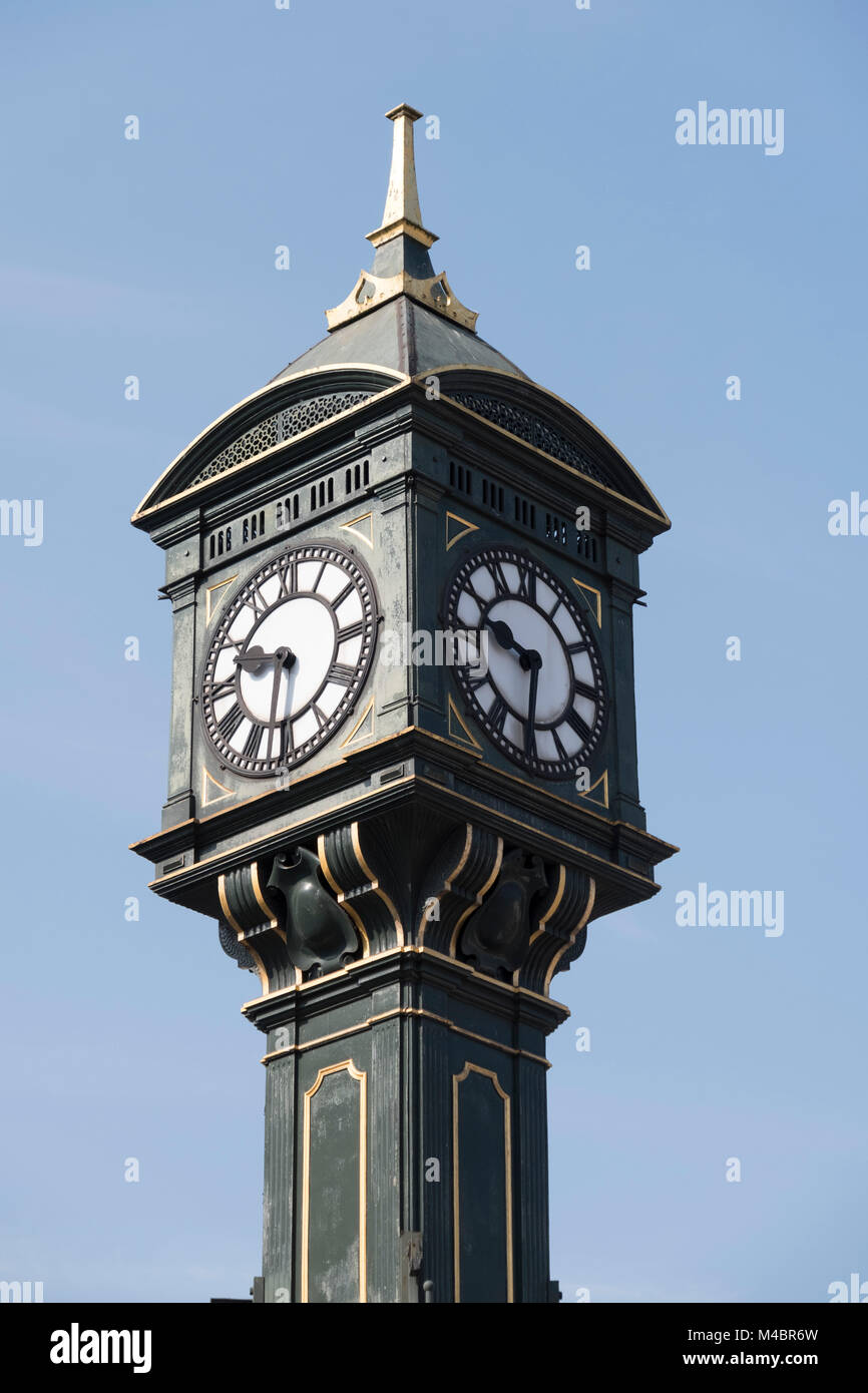 Birmingham jewellery quarter clock hi-res stock photography and images ...