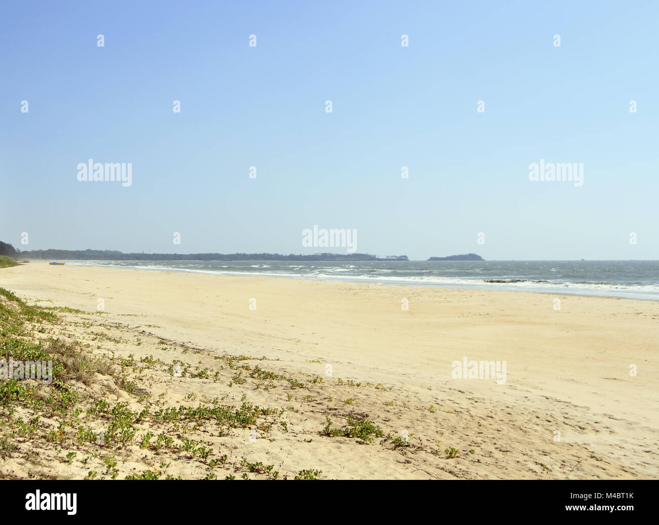Beautiful beach in Goa Stock Photo - Alamy