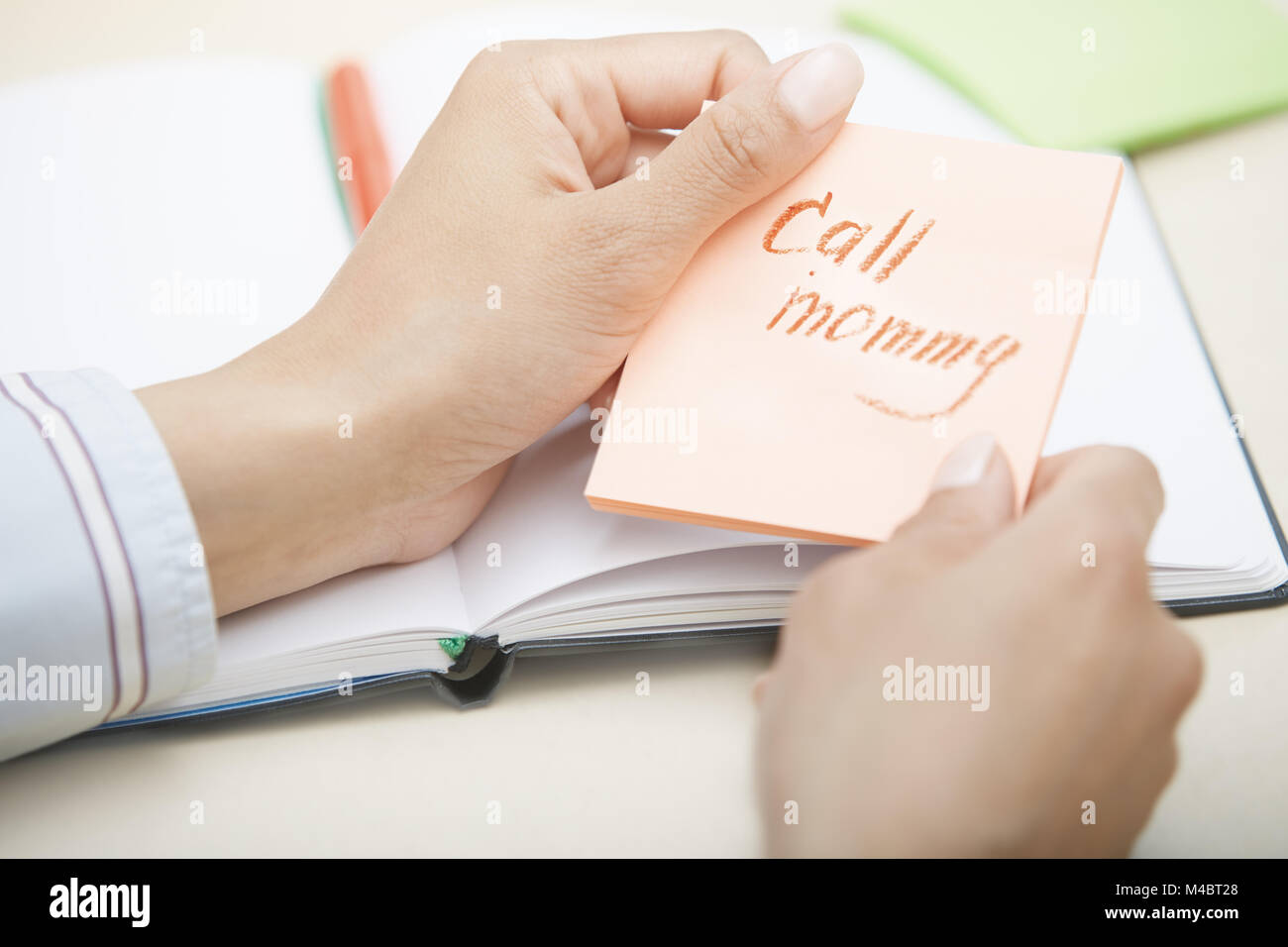 Call note hi-res stock photography and images - Alamy