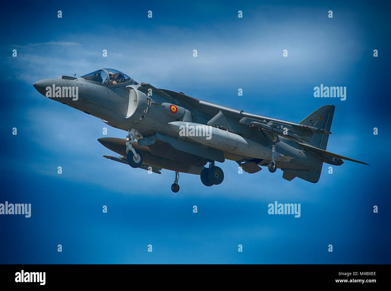 Spanish Navy McDonnell Douglas AV-8B Harrier II VTOL flying demo at the ...