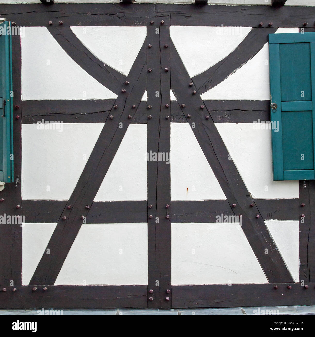 Half timber house construction hi-res stock photography and images - Alamy