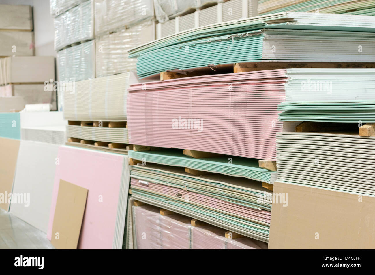 Plasterboard sheets hi-res stock photography and images - Alamy