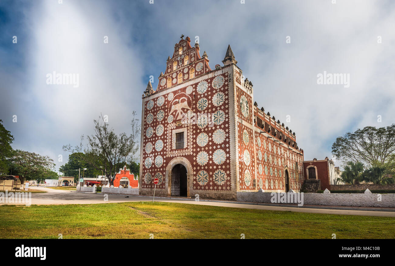 Yucatan colonial architecture hi-res stock photography and images - Alamy
