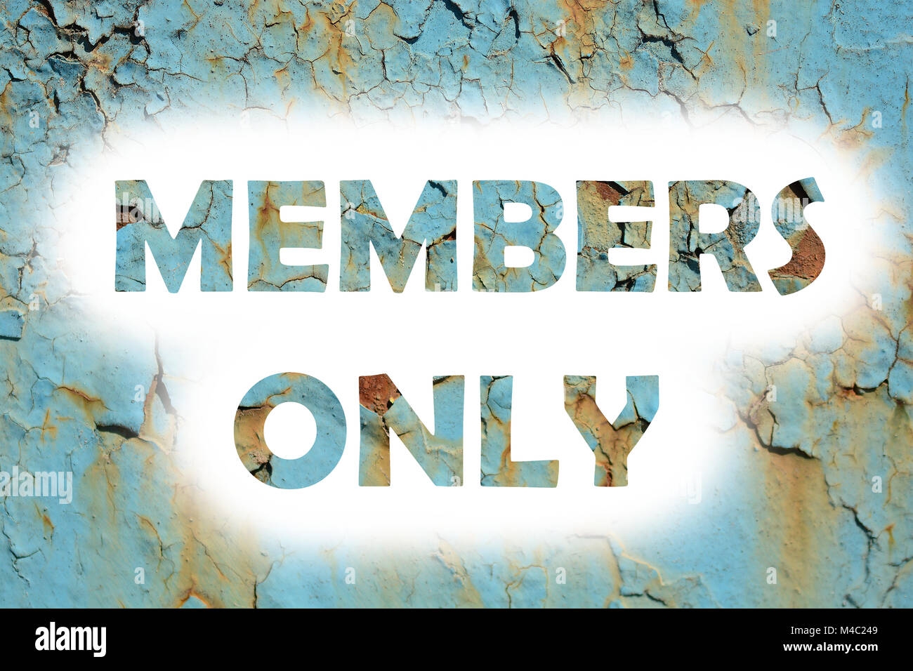 members only words print on the grunge metallic wall Stock Photo - Alamy