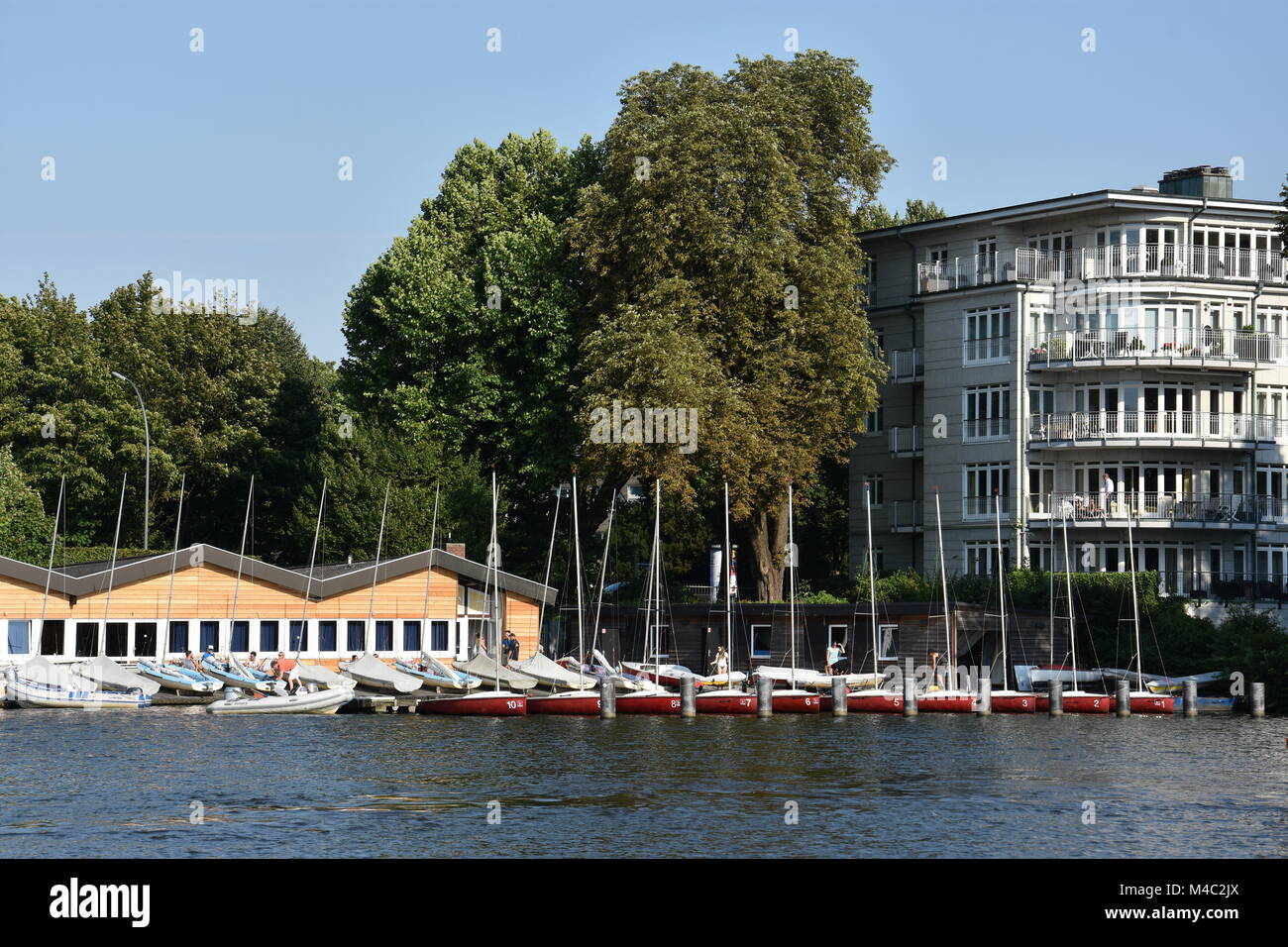 Building outer alster lake hi-res stock photography and images - Alamy