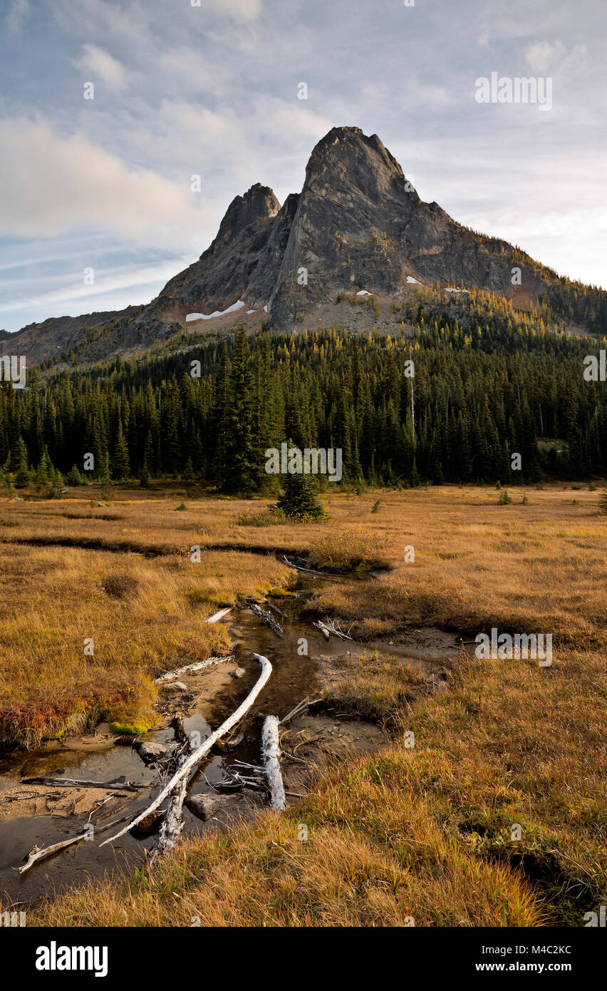 Liberty bell mountain washington pass hi-res stock photography and ...