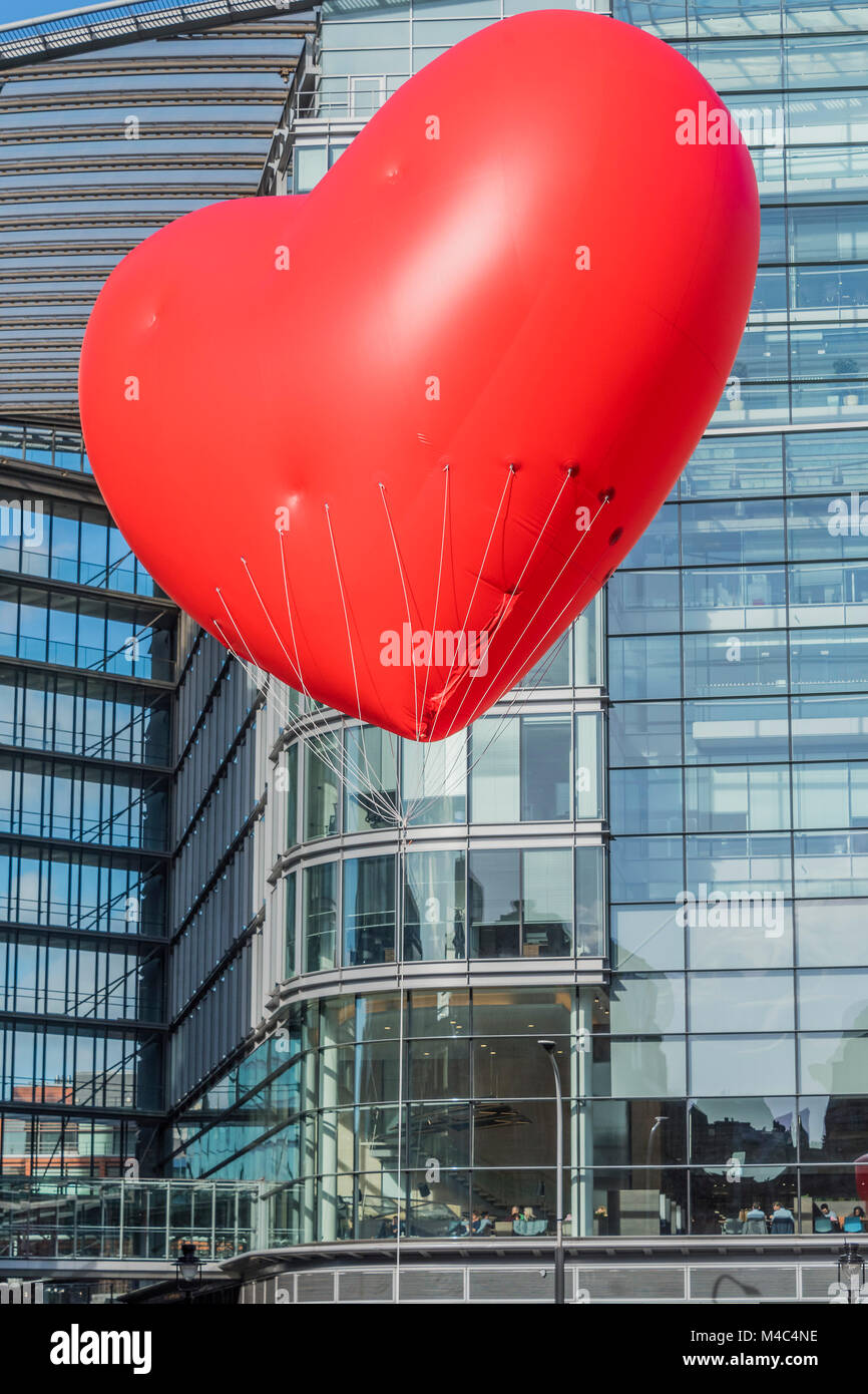 London, UK. 15th Feb, 2018. A Chubby Heart in Westminster Cathedral ...