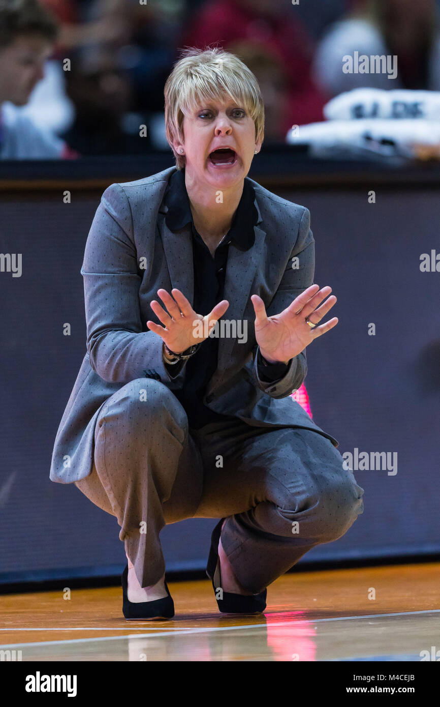 February 15, 2018: head coach Kristy Curry of the Alabama Crimson Tide ...