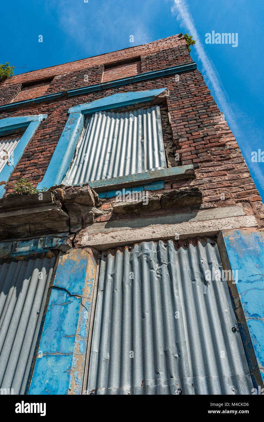 Derelict building liverpool hi-res stock photography and images - Alamy