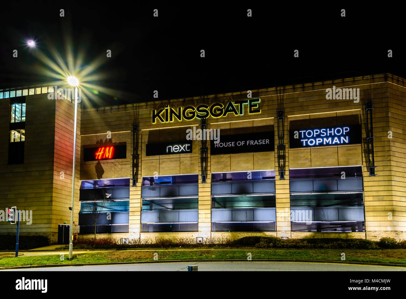 Kingsgate Shopping centre, Shorehead roundabout, Huddersfield, West ...