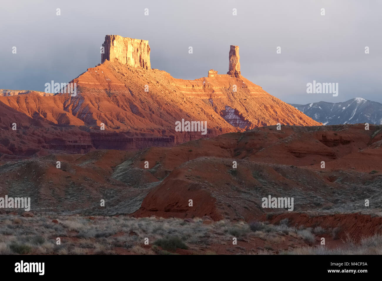 Castleton towers hi-res stock photography and images - Alamy