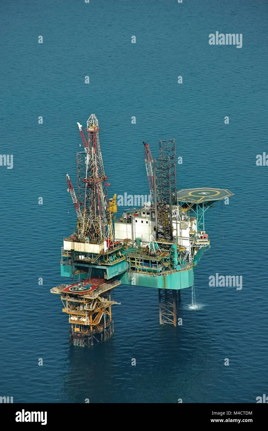 Oil and gas exploration and technology Stock Photo - Alamy