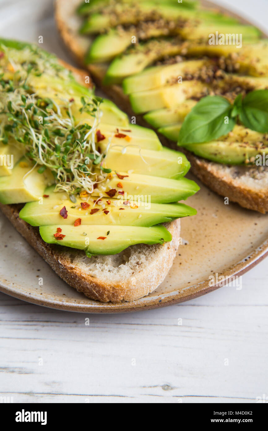 Avocado toasts hi-res stock photography and images - Alamy