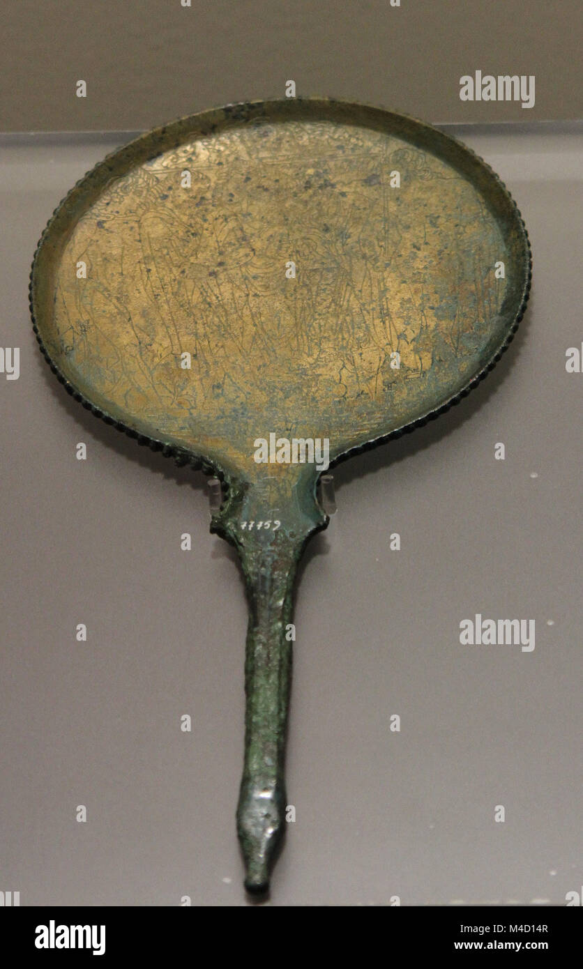 Roman hand mirror hi-res stock photography and images - Alamy