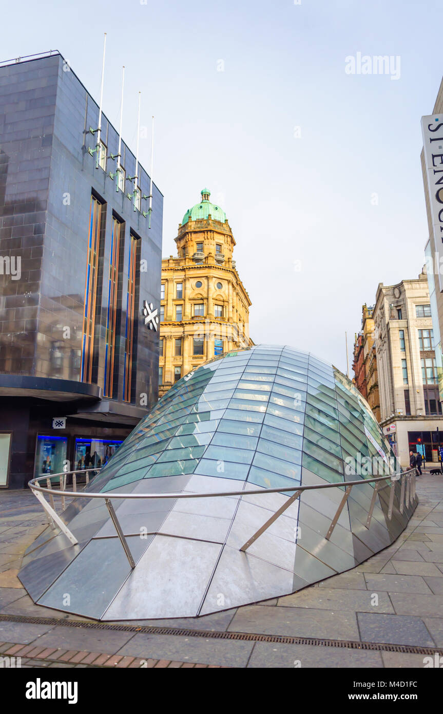 St enoch subway station hi-res stock photography and images - Alamy
