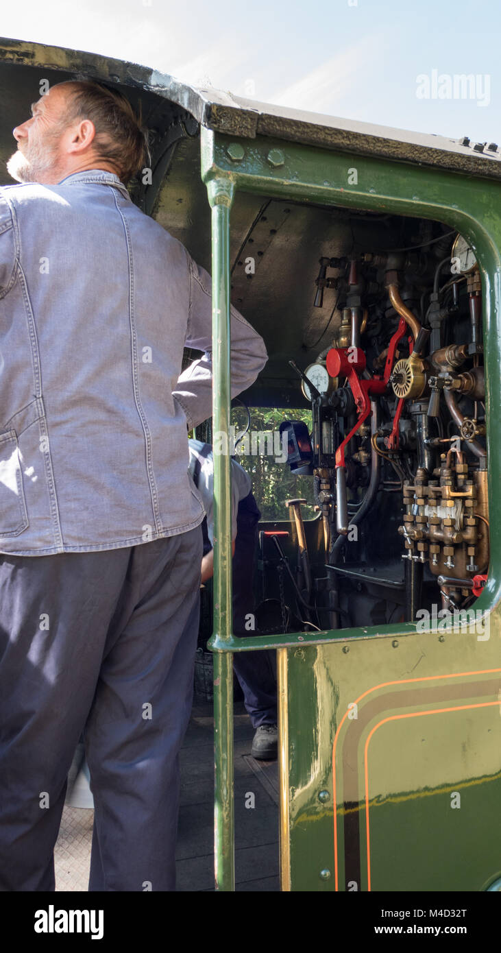 Footplate controls hi-res stock photography and images - Alamy