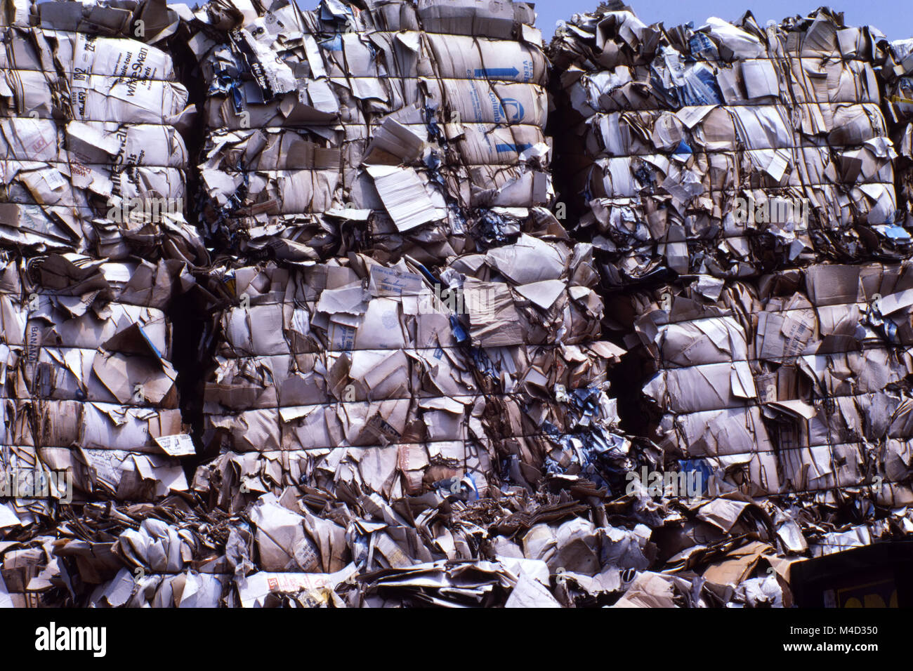 Bales waste paper waste recycling hi-res stock photography and images ...