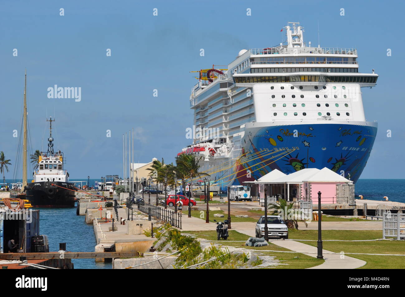 Peter max cruise ship hi-res stock photography and images - Alamy