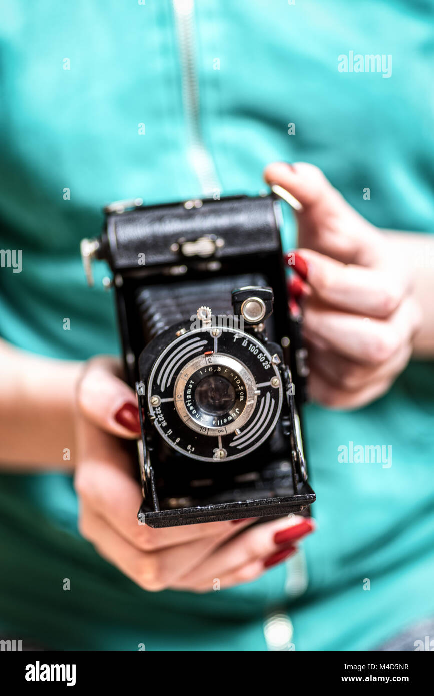 Old historic camera Stock Photo - Alamy