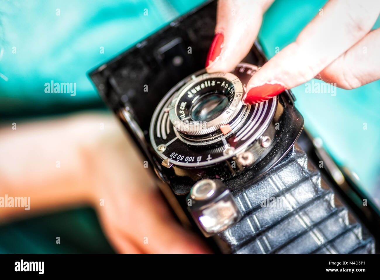 Old black camera Stock Photo - Alamy