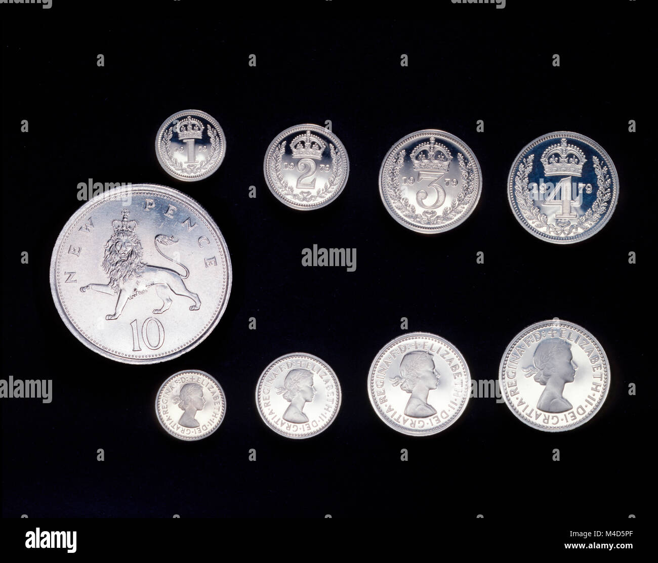 Queen elizabeth coins hi-res stock photography and images - Alamy