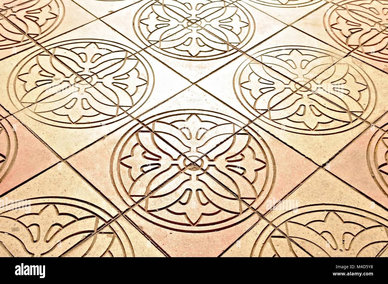 Arabic pattern floor hi-res stock photography and images - Alamy