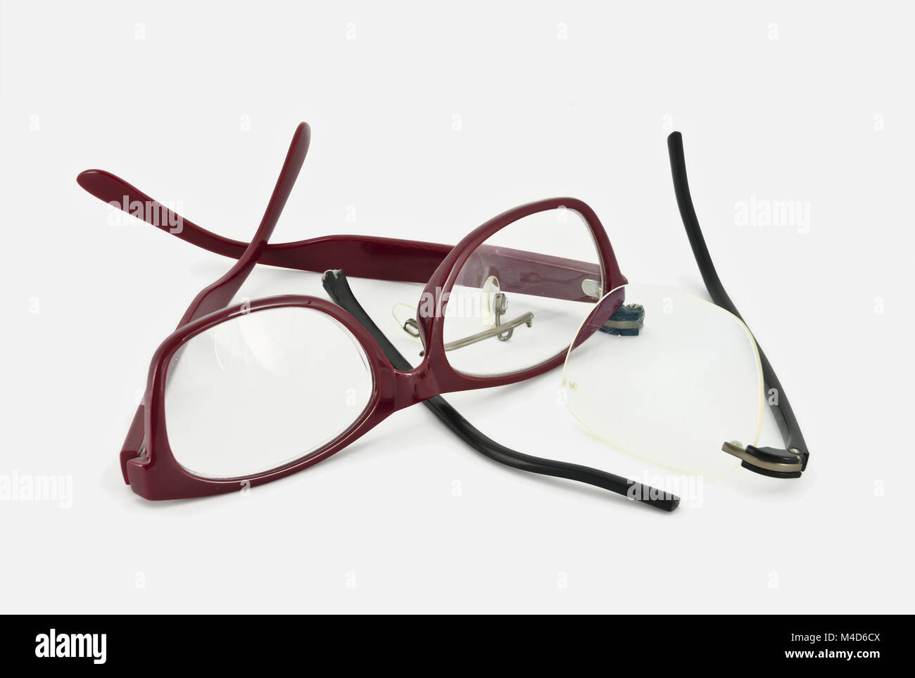 Red and black wires hi-res stock photography and images - Alamy