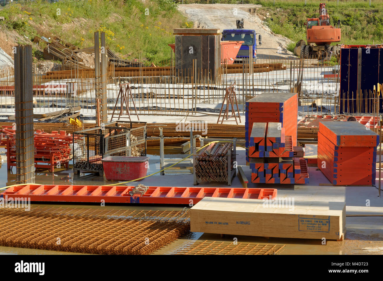 Foundation engineering hi-res stock photography and images - Alamy